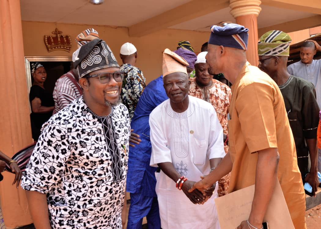 Ipokia LG Chairman Commiserates with Council of Chiefs and Idiroko ...